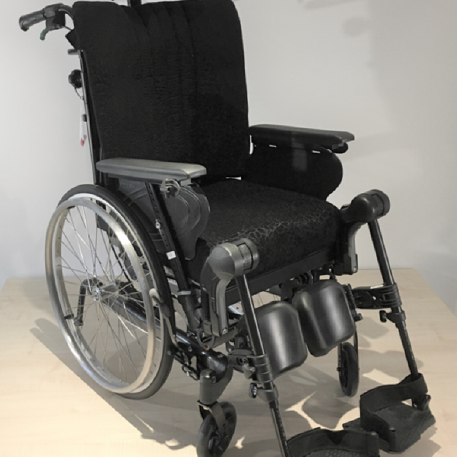 12 22 03 Manuella tvåhjulsdrivna rullstolar - Vårdgivarwebb Region ...